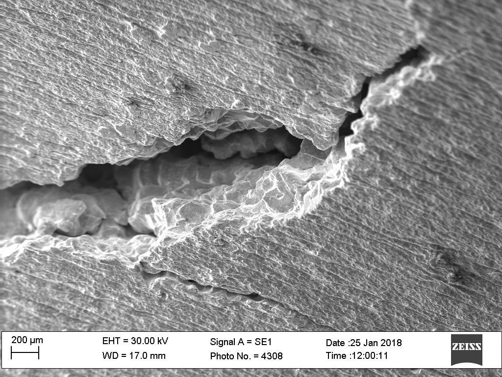 Scanning-Electron-Microscopy | R-TECH Materials